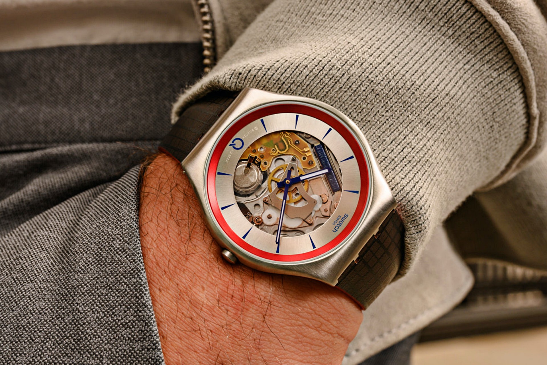 SWATCH ²Q ร่วมภารกิจไปกับสายลับสุดยอดนักประดิษฐ์ Q ในภาพยนตร์ 007 “No ...