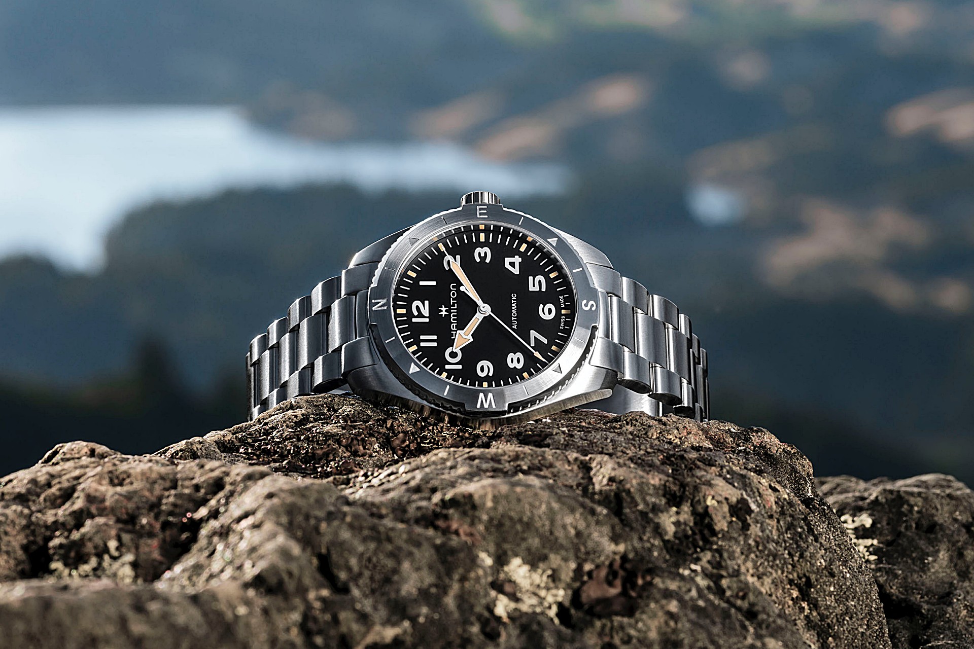 Hamilton Khaki Field Expedition นาฬิกาสำหรับนักสำรวจที่เปี่ยมไปด้วยความ ...